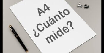 ¿Cuál es el tamaño de la hoja oficio en cm?