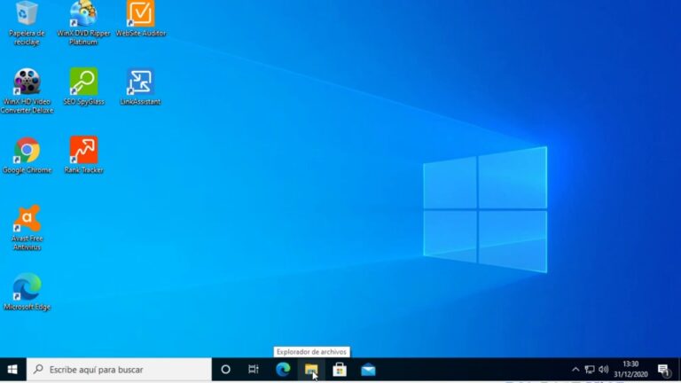 How to access environment variables in Windows 10?