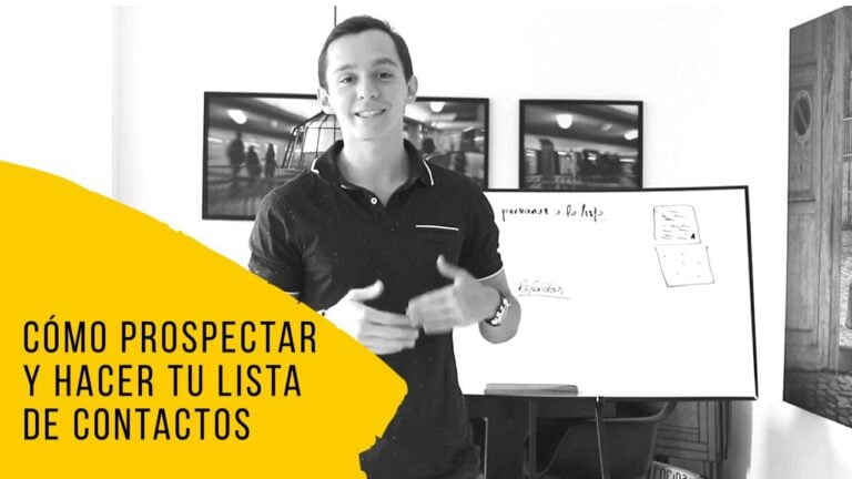 ¿Cómo hacer una lista de todos los contactos?