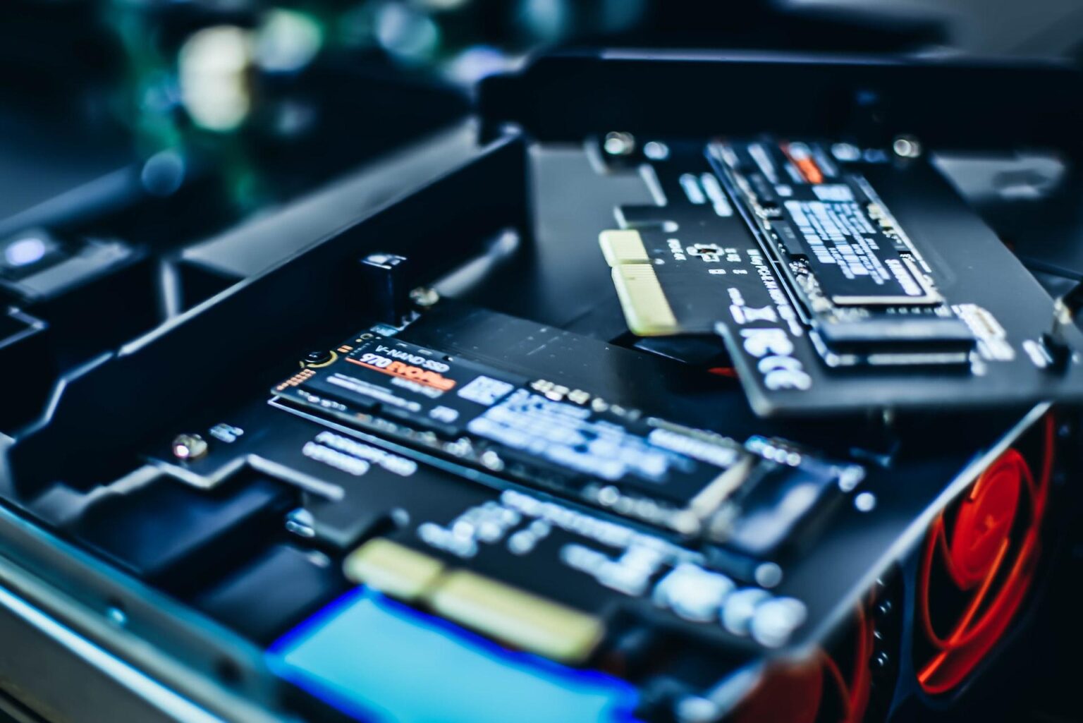 Update SSD firmware on Windows step by step and without risks