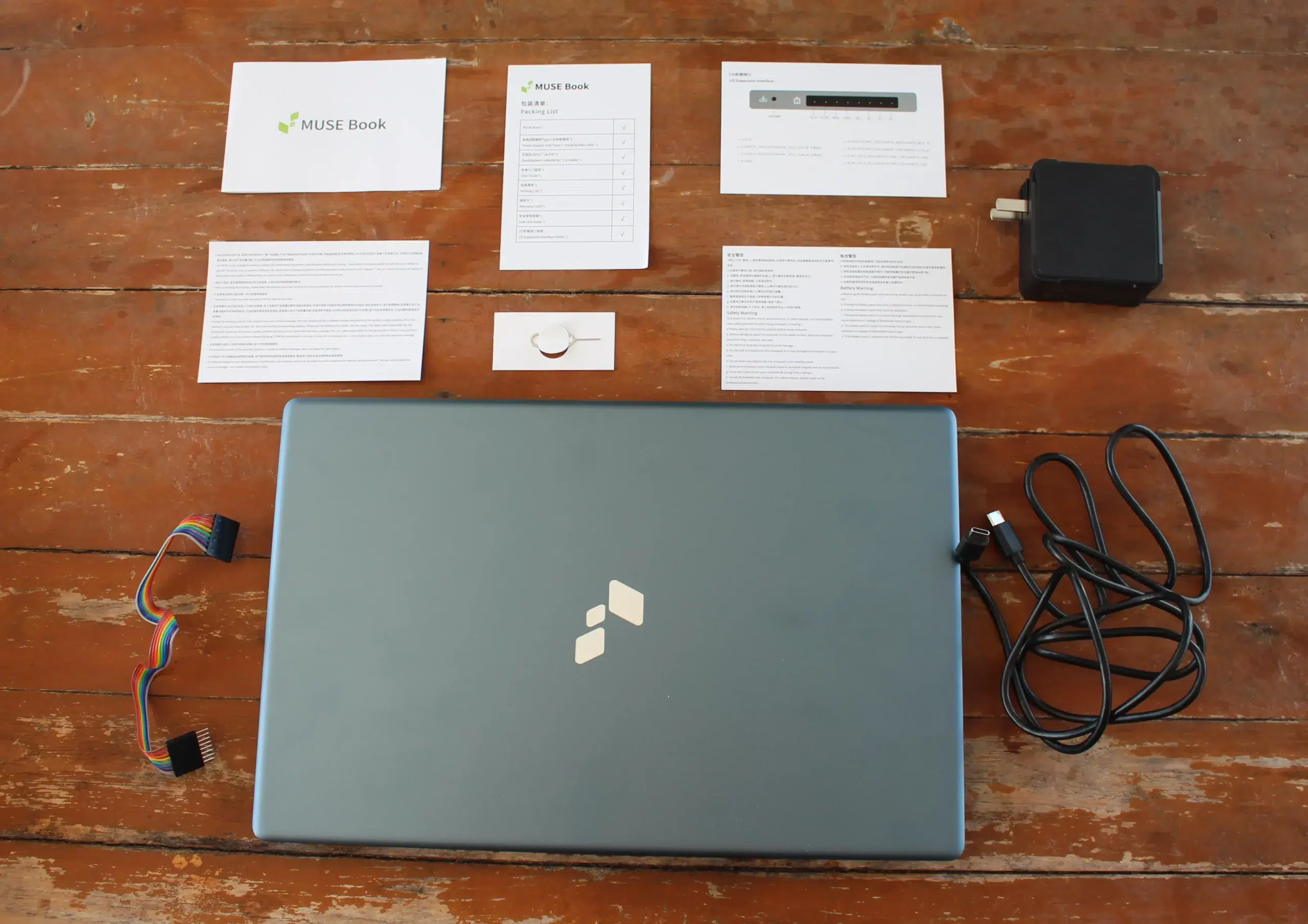 MUSE Book RISC-V 筆記型電腦（搭載 Linux 系統）的特點